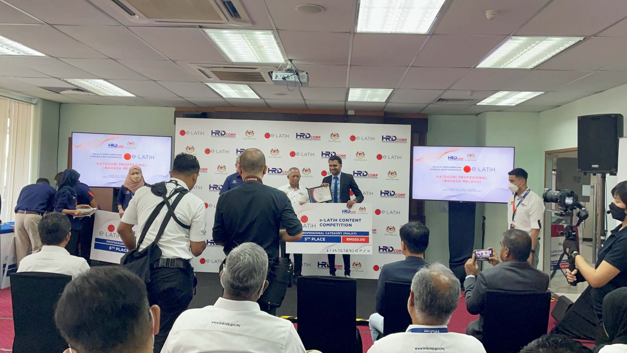 MU DOT MY PLT Top 5 in e-LATiH eLearning Content Award - MU DOT MY PLT ...