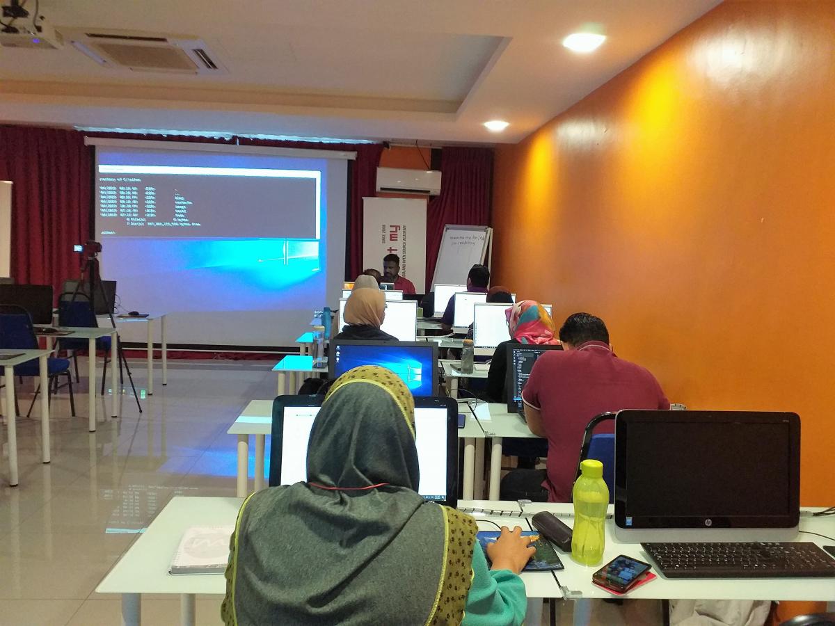Kursus Php Laravel Kursus Programming Php Mysql Laravel Asas