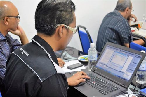 Kursus PHP Laravel - Kursus Programming PHP MySQL Laravel (Asas) Kursus PHP Laravel - Kursus Programming PHP MySQL Laravel (Asas)